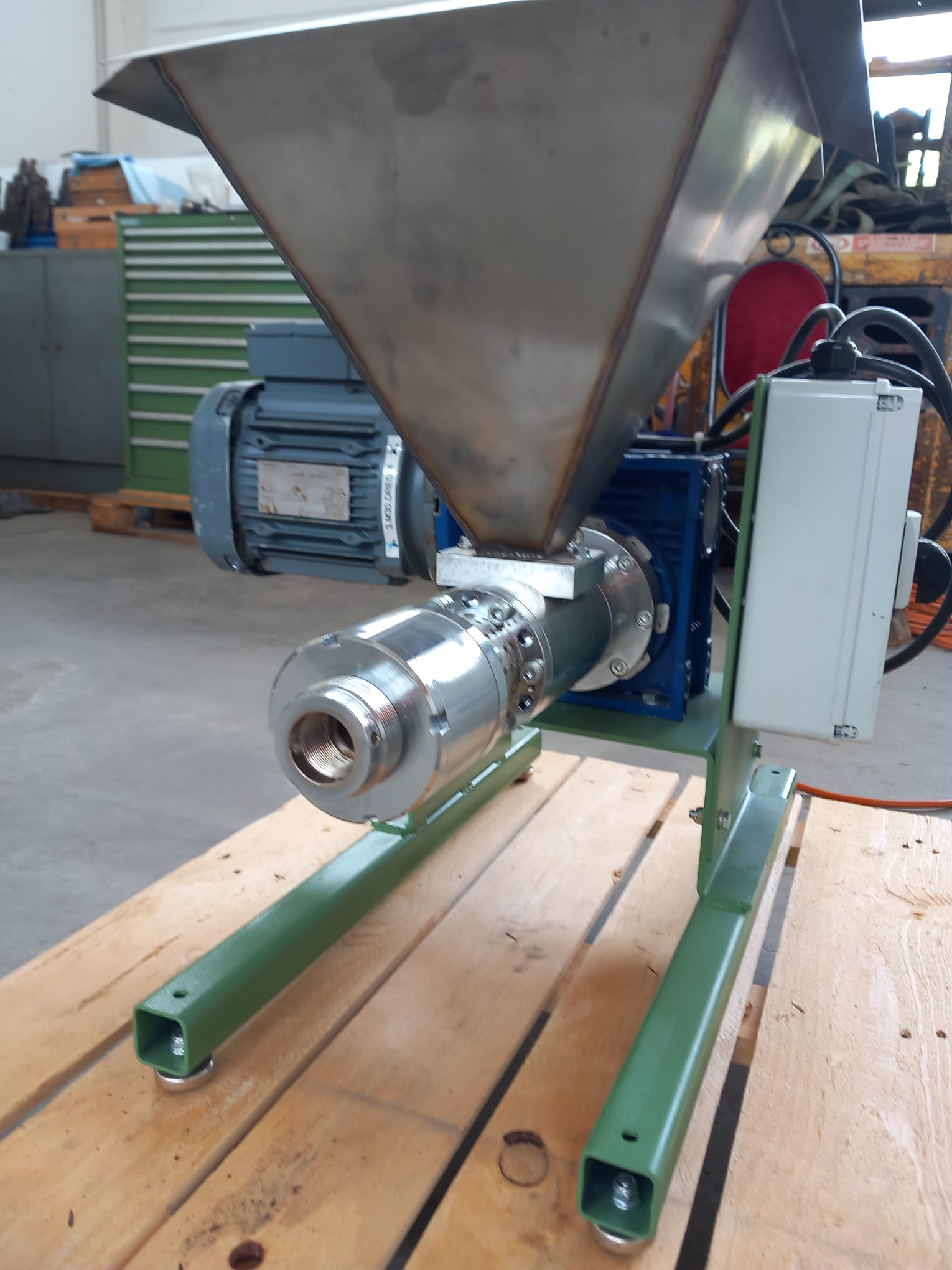 Macchina pressa spreme semi oleosi , Bologna, Emilia-Romagna - Annunci Industriali